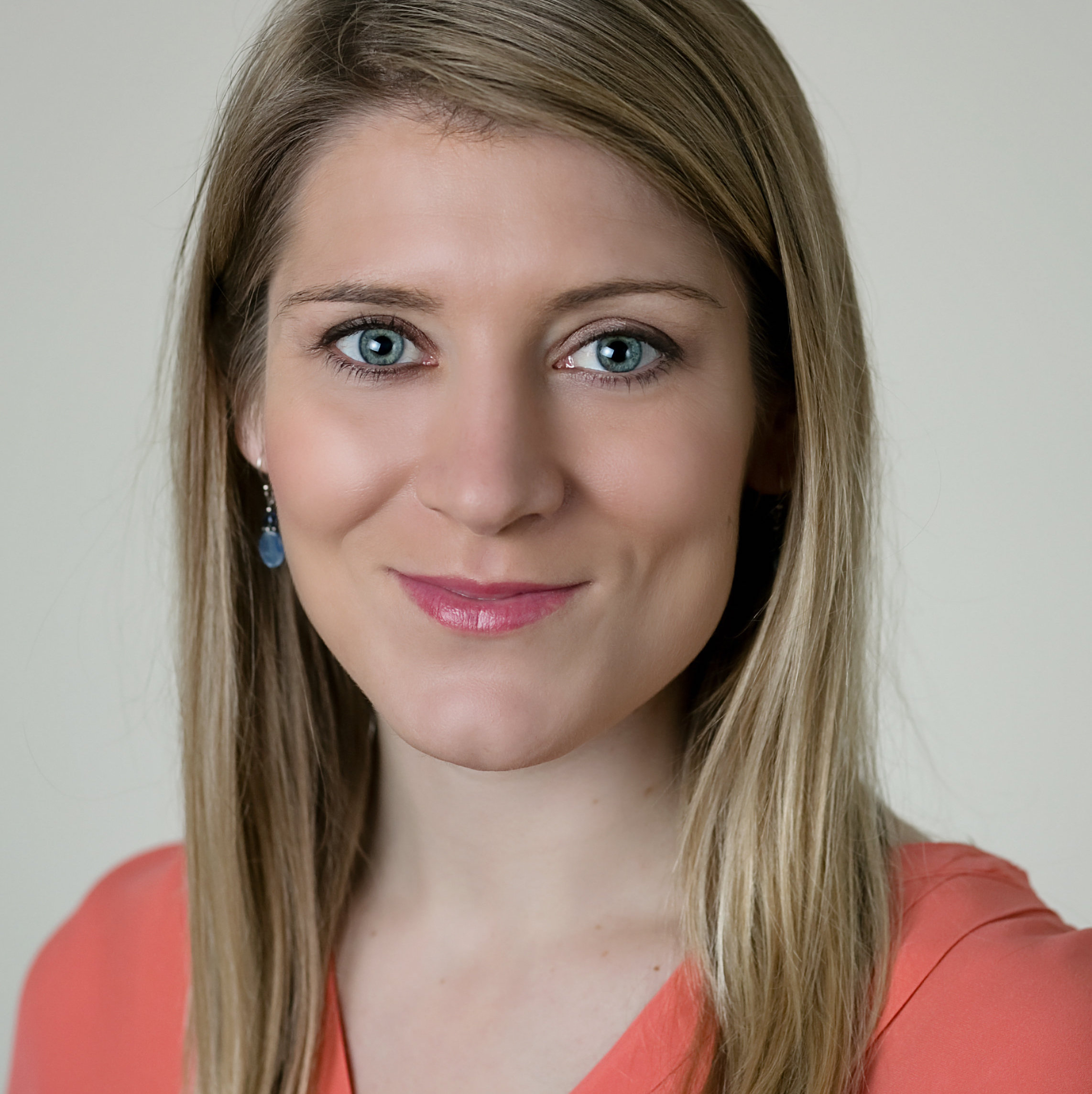 Laura Tierney | The Social Institute